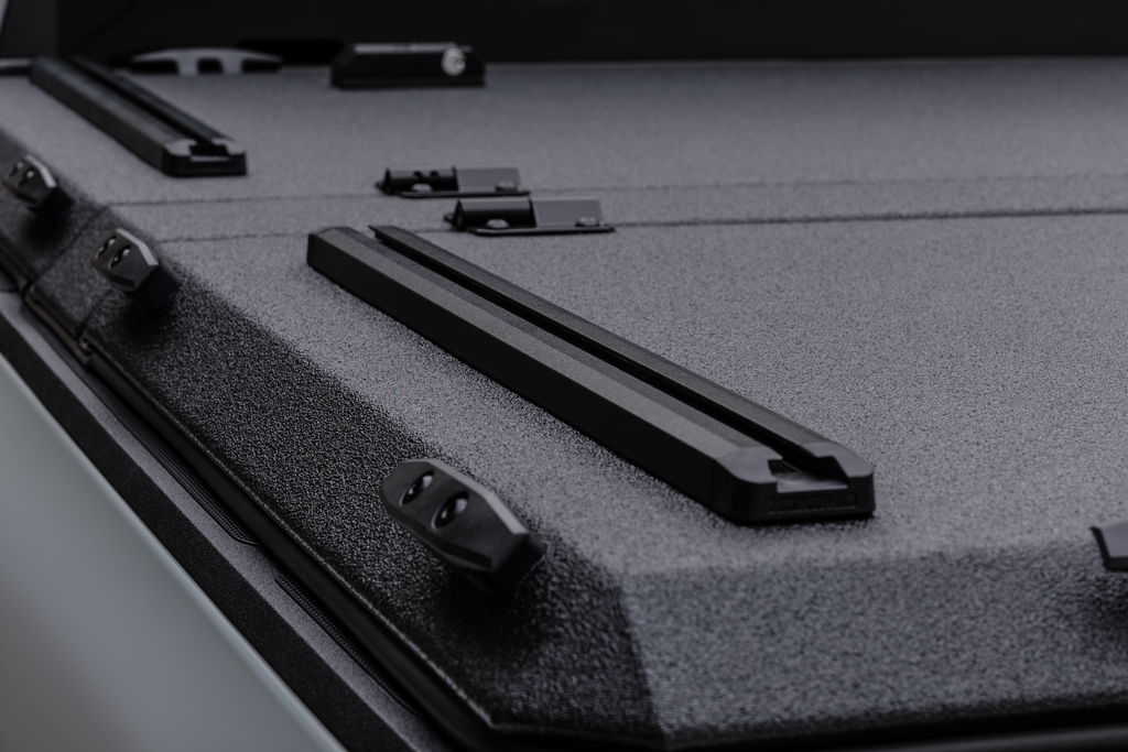 DiamondBack × Yakima Base Track Kit – DiamondBack Covers