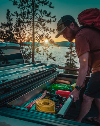 Heavy-Duty, Hard Tonneau Covers | DiamondBack Switchback Truck Cover ...